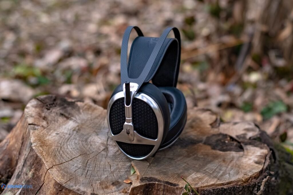 Meze Elite Headphones Review - Where Craftsmanship Meets Sonic Wizardry ...